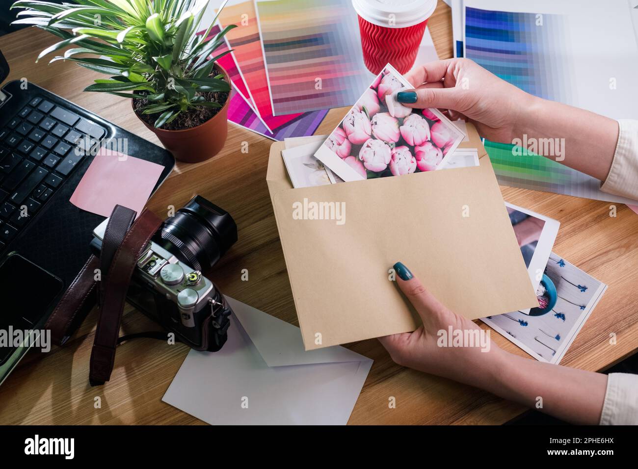 Best portfolio hi-res stock photography and images - Alamy