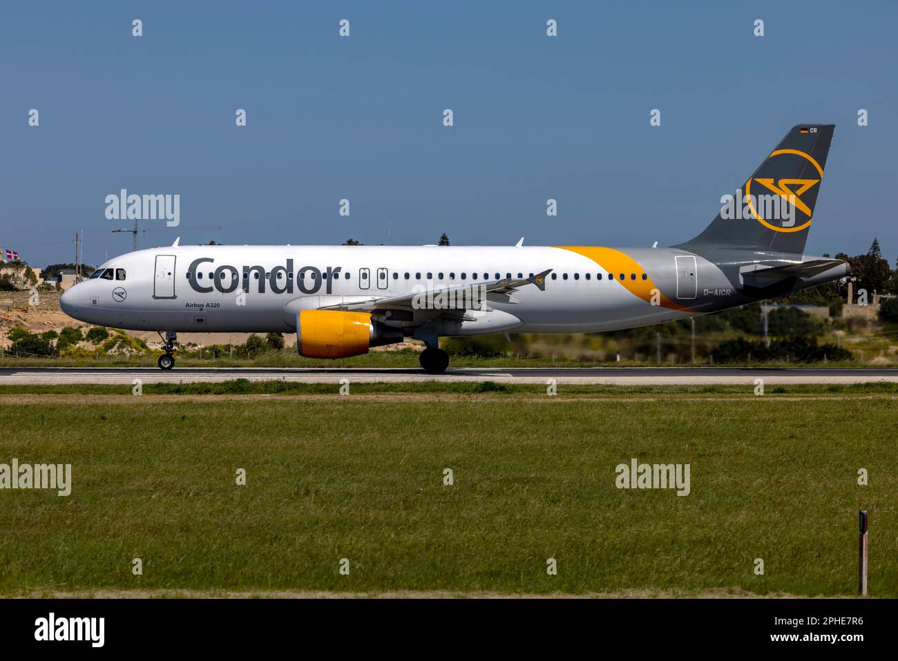 Condor Airbus A320-214 (REG: D-AICR) on its return back to Frankfurt ...