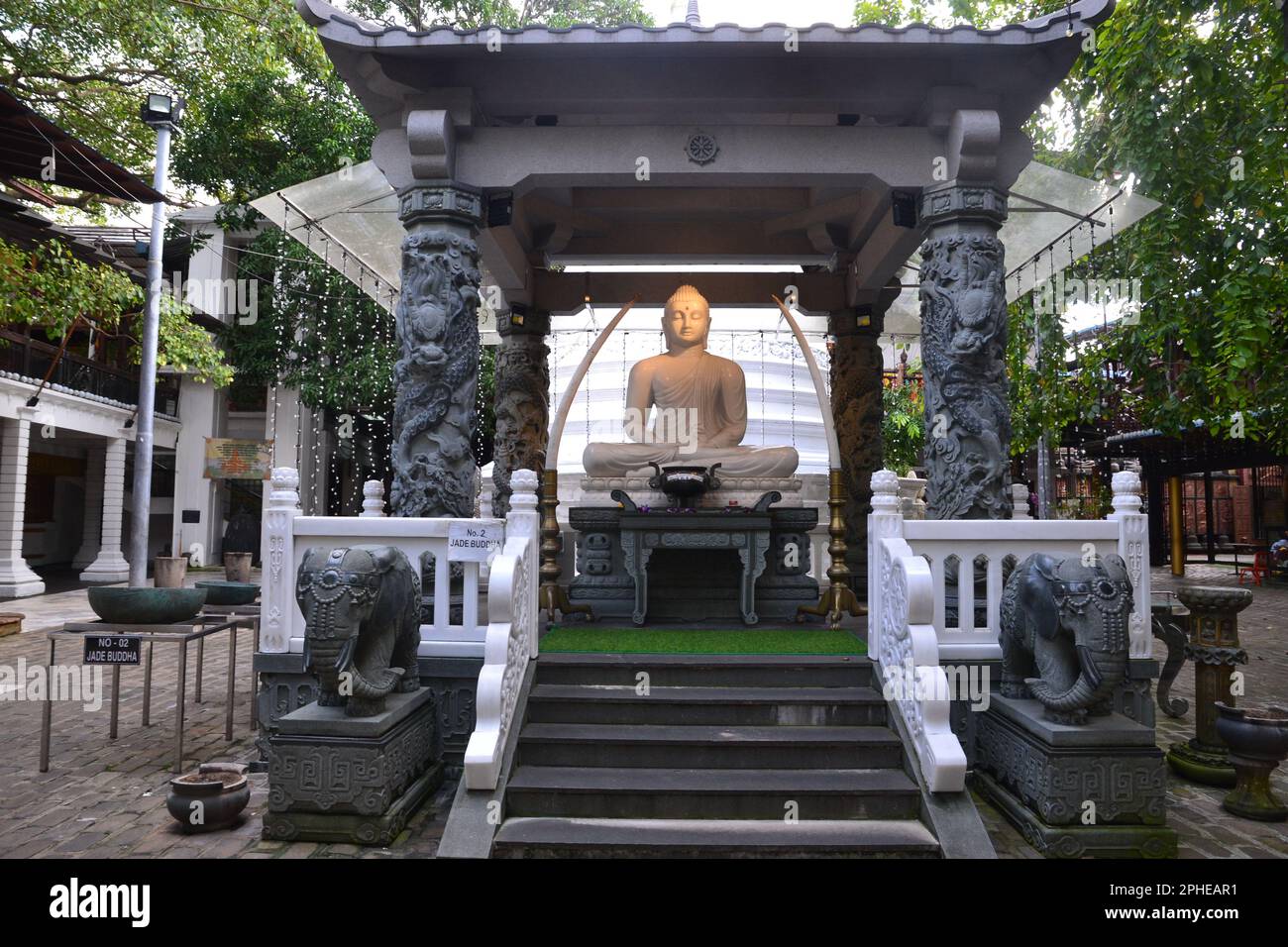 Colombo Temple Sri Lanka Stock Photo - Alamy