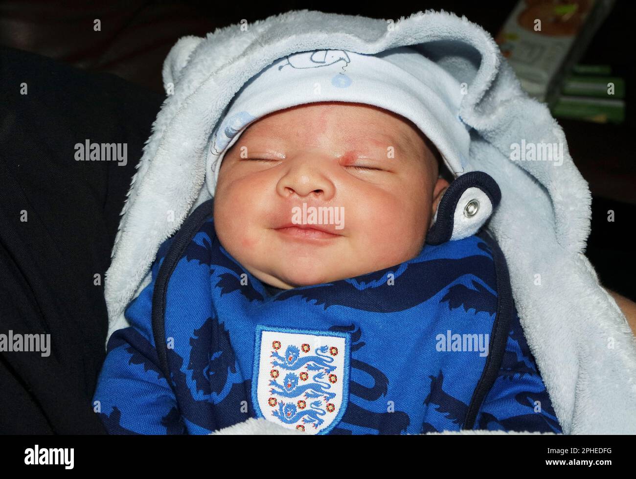 Cute people traditional family hi-res stock photography and images - Alamy