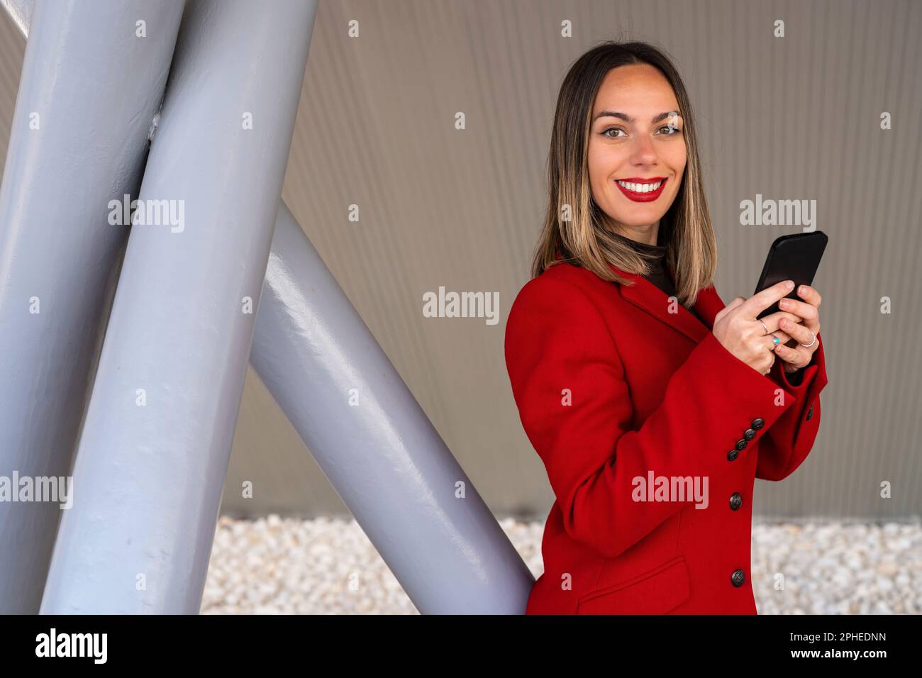 Blonde wearing red lipstick hi-res stock photography and images - Alamy