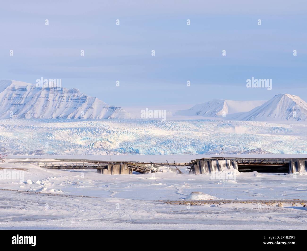 Harbour with Nordenskjoeldbreen in the background. Pyramiden, abandoned ...