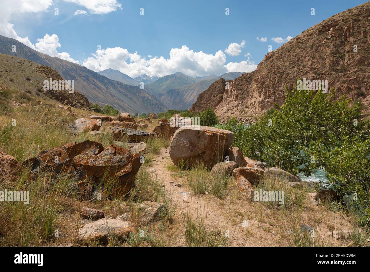 Scenic landscape in Kysyl Oi, Kyrgyzstan Stock Photo - Alamy