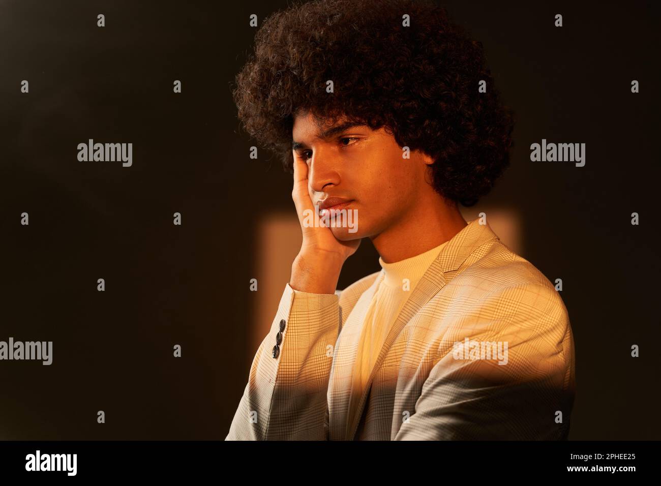 Standing rectangular model hi-res stock photography and images - Alamy