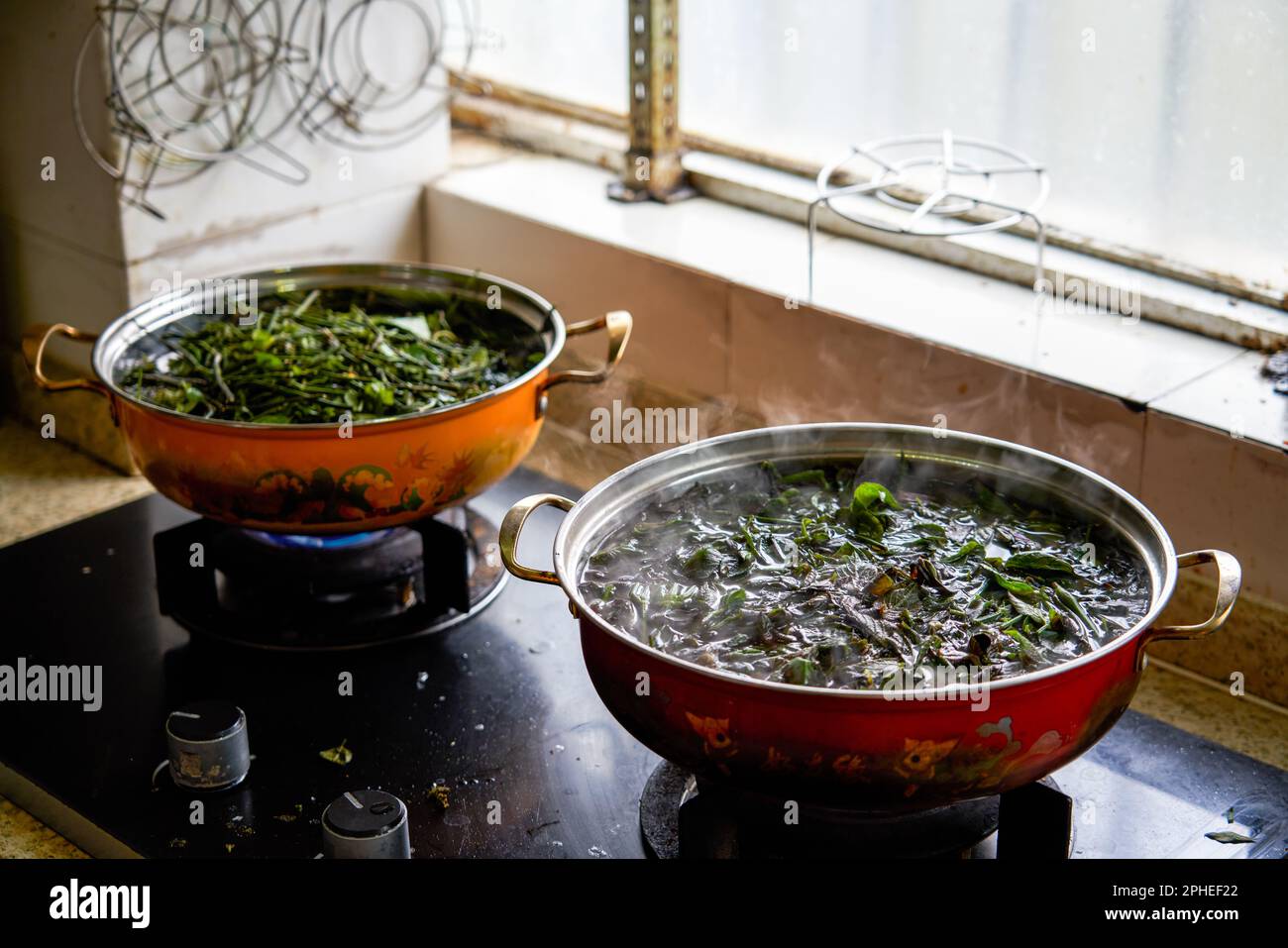 Herbs needed to make five-color glutinous rice, a traditional Chinese ...