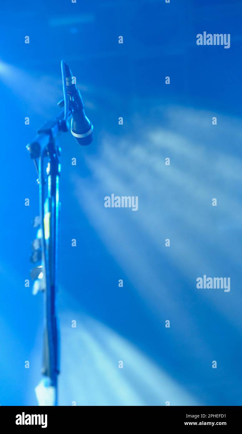 Microphone on music stage Stock Photo - Alamy