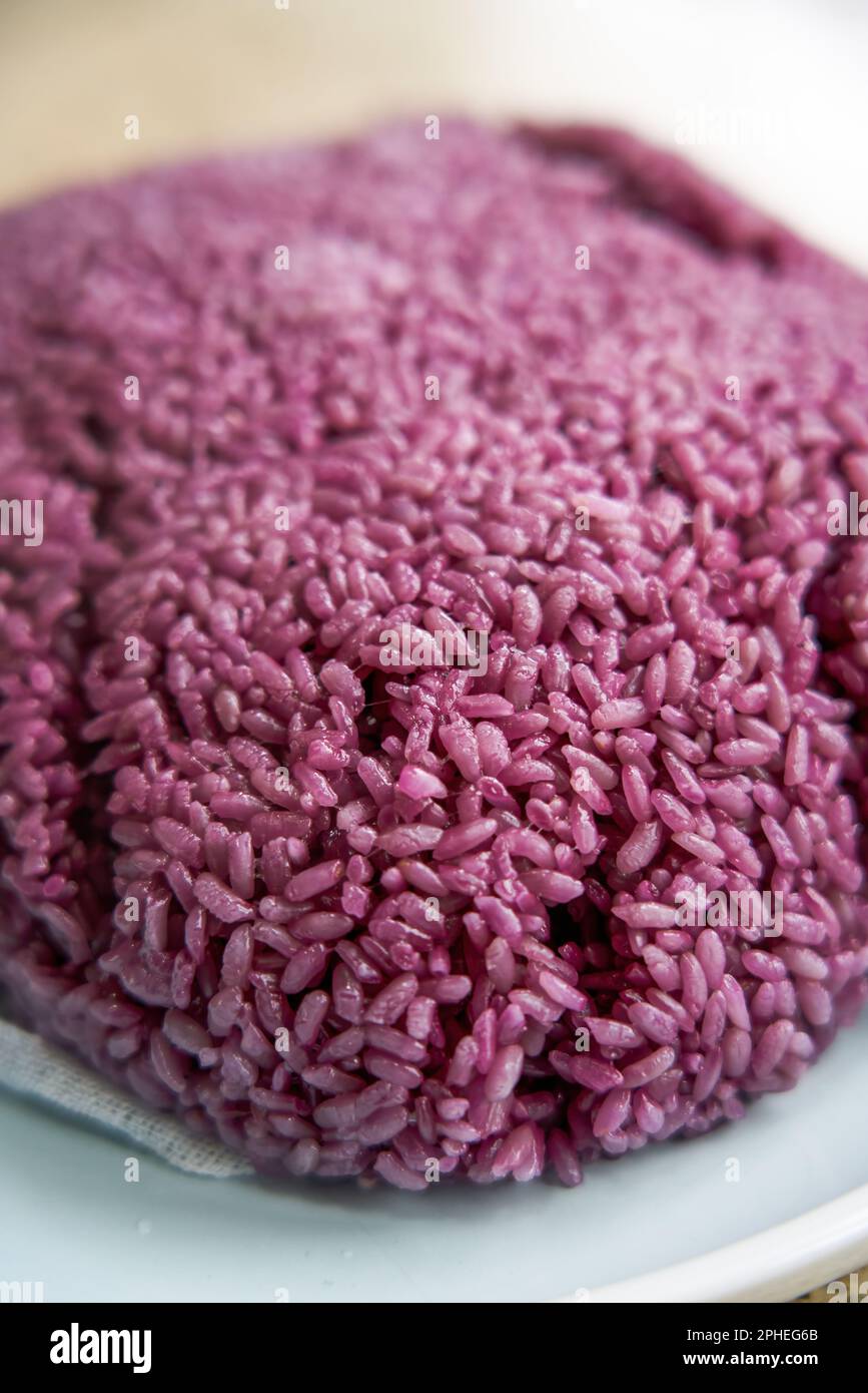 Traditional food of Chinese Tomb Sweeping Festival, five-color ...