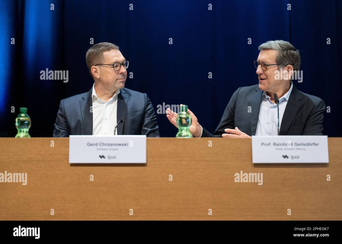 Heilbronn, Germany. 28th Mar, 2023. Gerd Chrzanowski (l), general ...