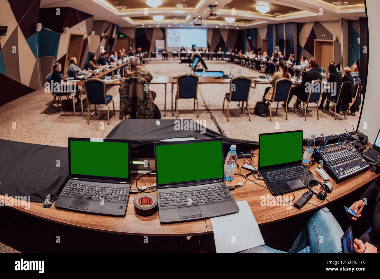 Business video conference masks hi-res stock photography and images - Alamy