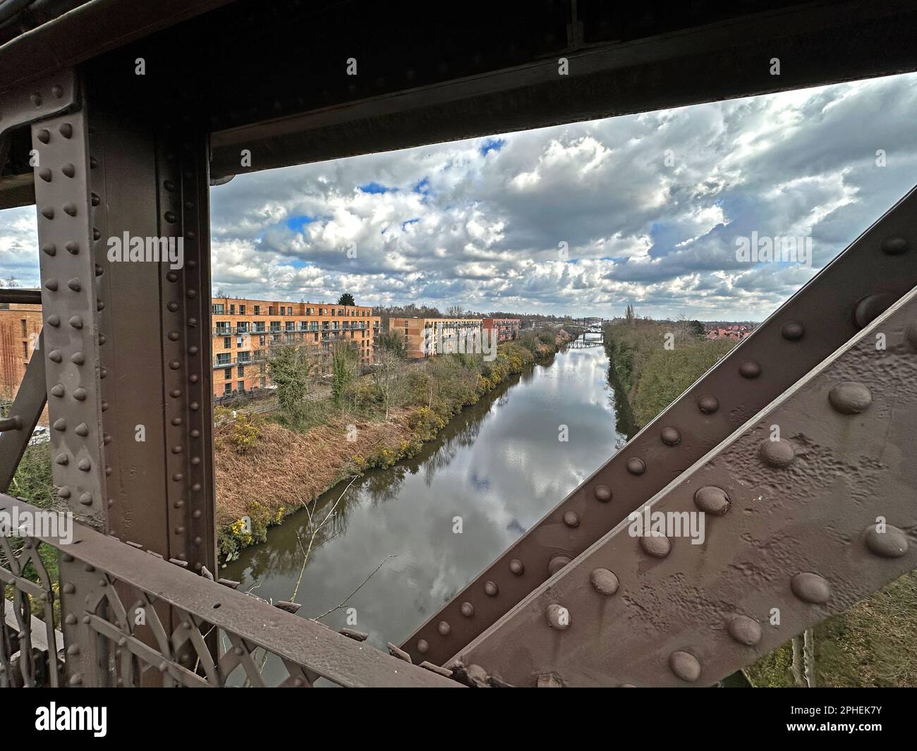 Suicide danger spot, the Cantilever bridge at Latchford on the MSC ... Suicide danger spot, the Cantilever bridge at Latchford on the MSC ...