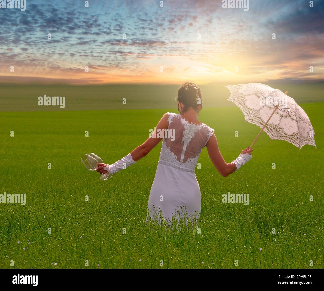 Walking backwards hi-res stock photography and images - Alamy