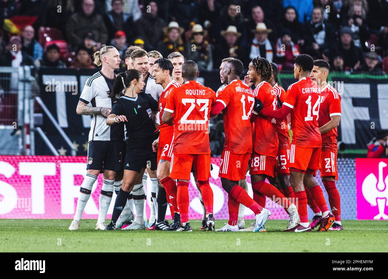 Mainz, Mewa-Arena, 25.03.23: Referee Maria Sole Caputi reacts during ...