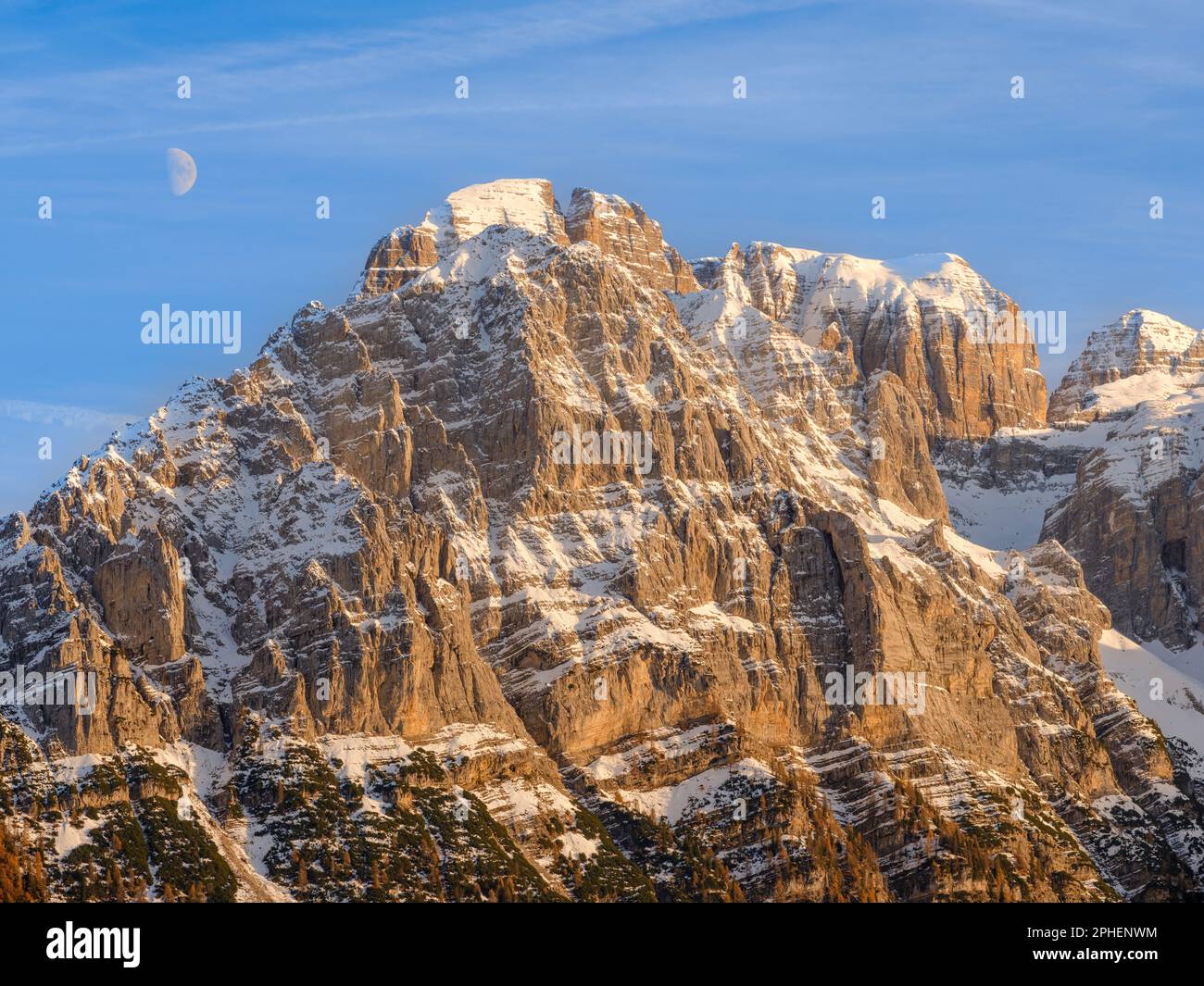 Cima Tosa. View of the Dolomiti di Brenta from Val Rendena in the ...