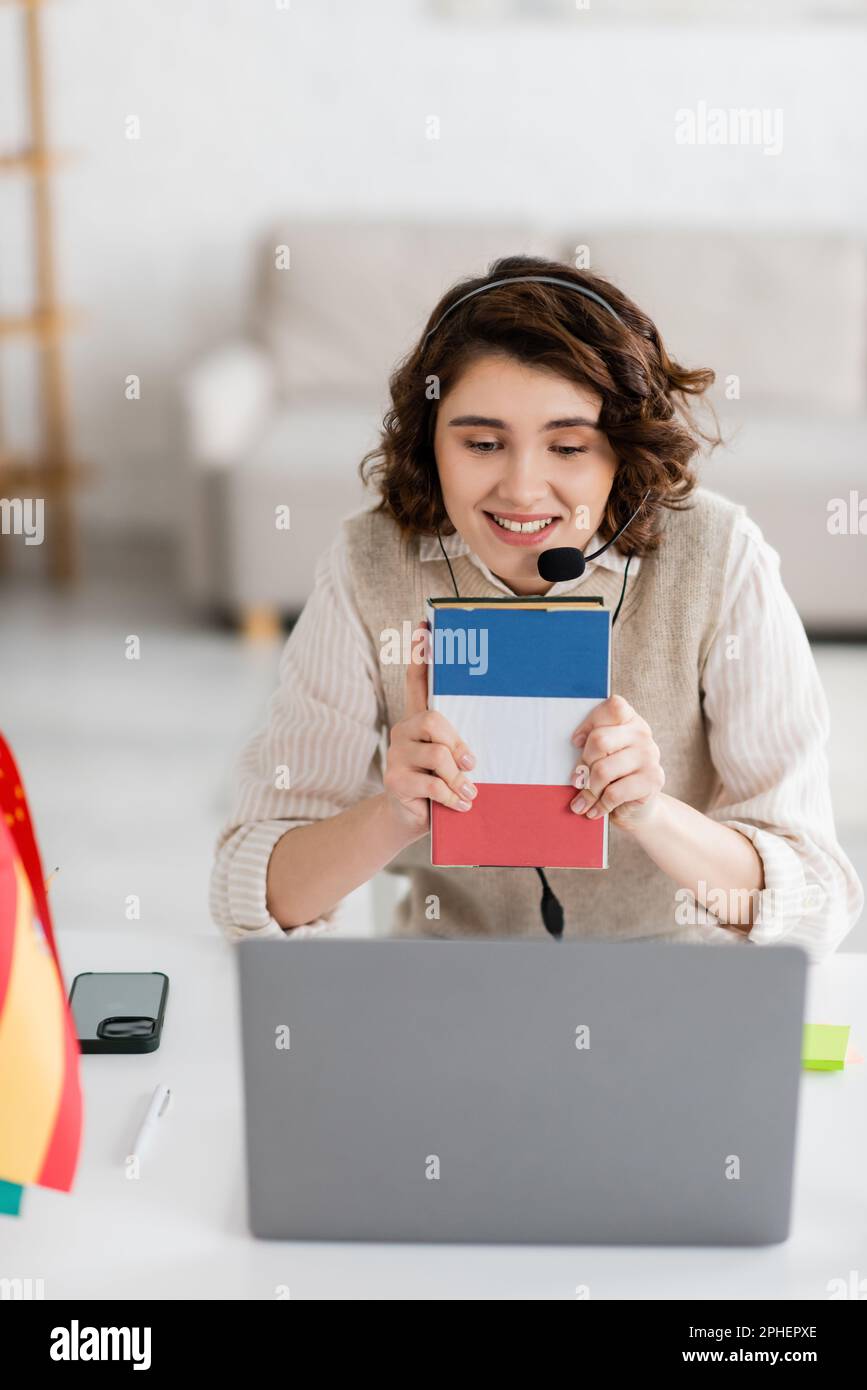 French language textbook headset hi-res stock photography and images ...