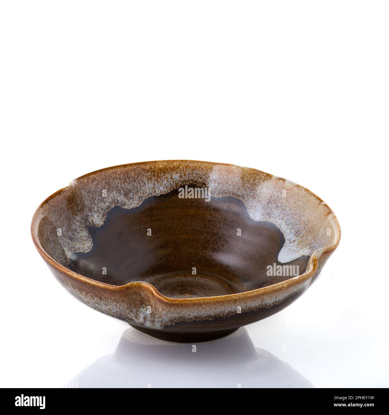 Shallow ceramic bowl hi-res stock photography and images - Alamy