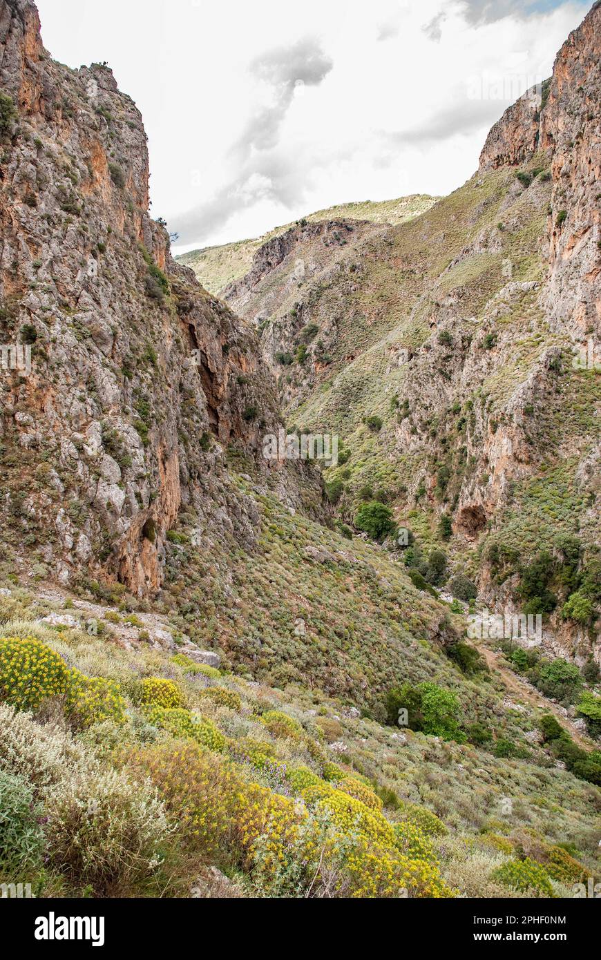 Steep sided gorge on crete hi-res stock photography and images - Alamy