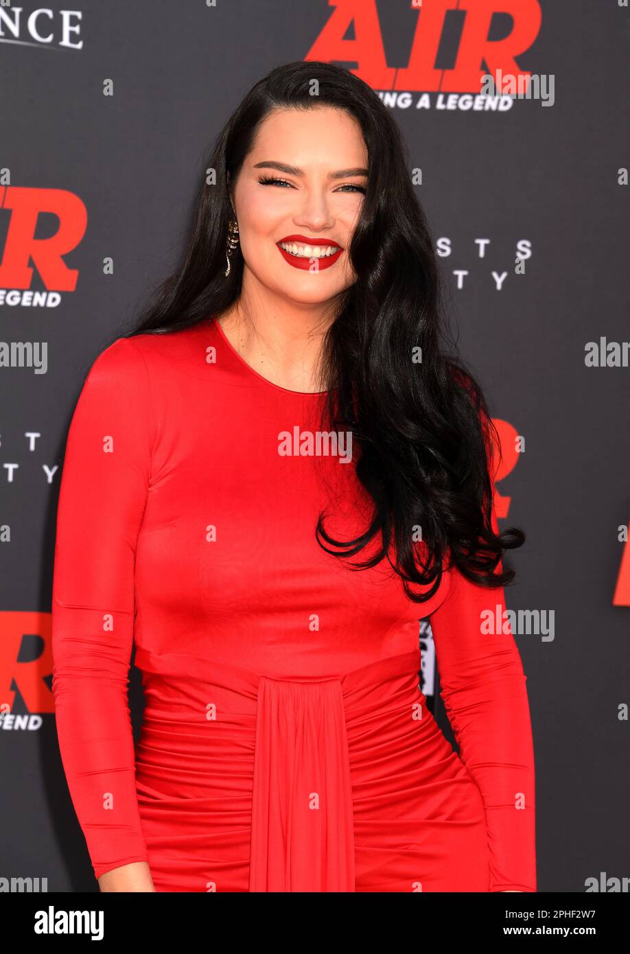 LOS ANGELES, CALIFORNIA - MARCH 27: Adriana Lima attends Amazon Studios ...