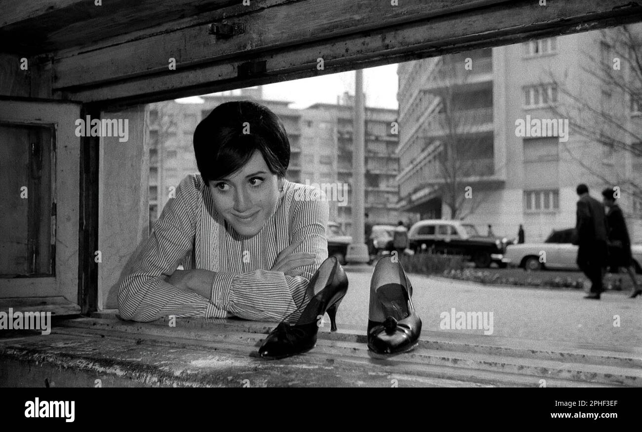 ISABEL RUTH in THE GREEN YEARS (1963) -Original title: OS VERDES ANOS ...