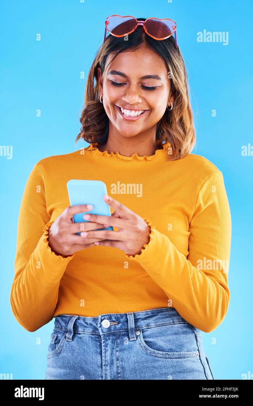 Woman, phone and smile for social media, communication or chatting ...
