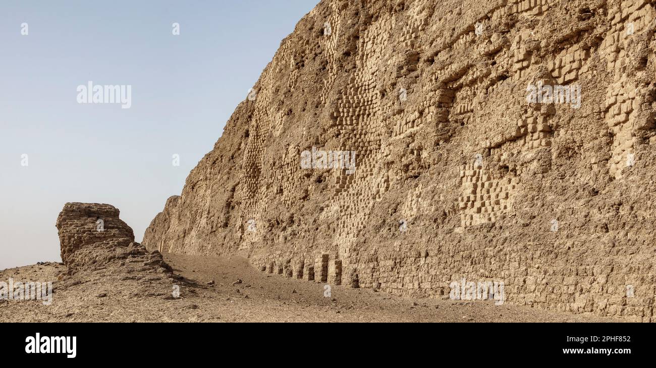The massive mud brick enclosure of King Khasekhemwy of 2nd Dynasty at ...