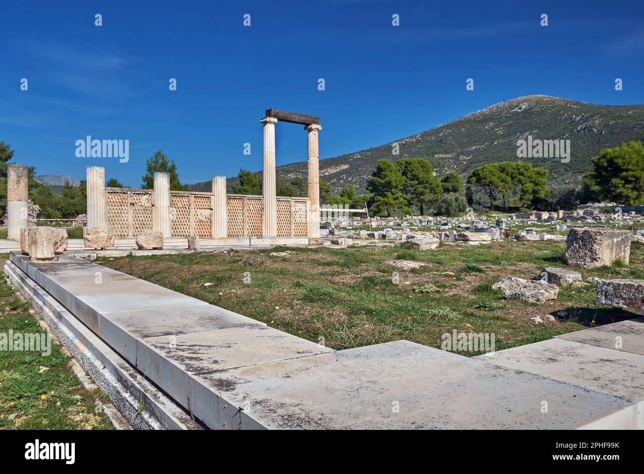 Abaton of epidaurus hi-res stock photography and images - Alamy