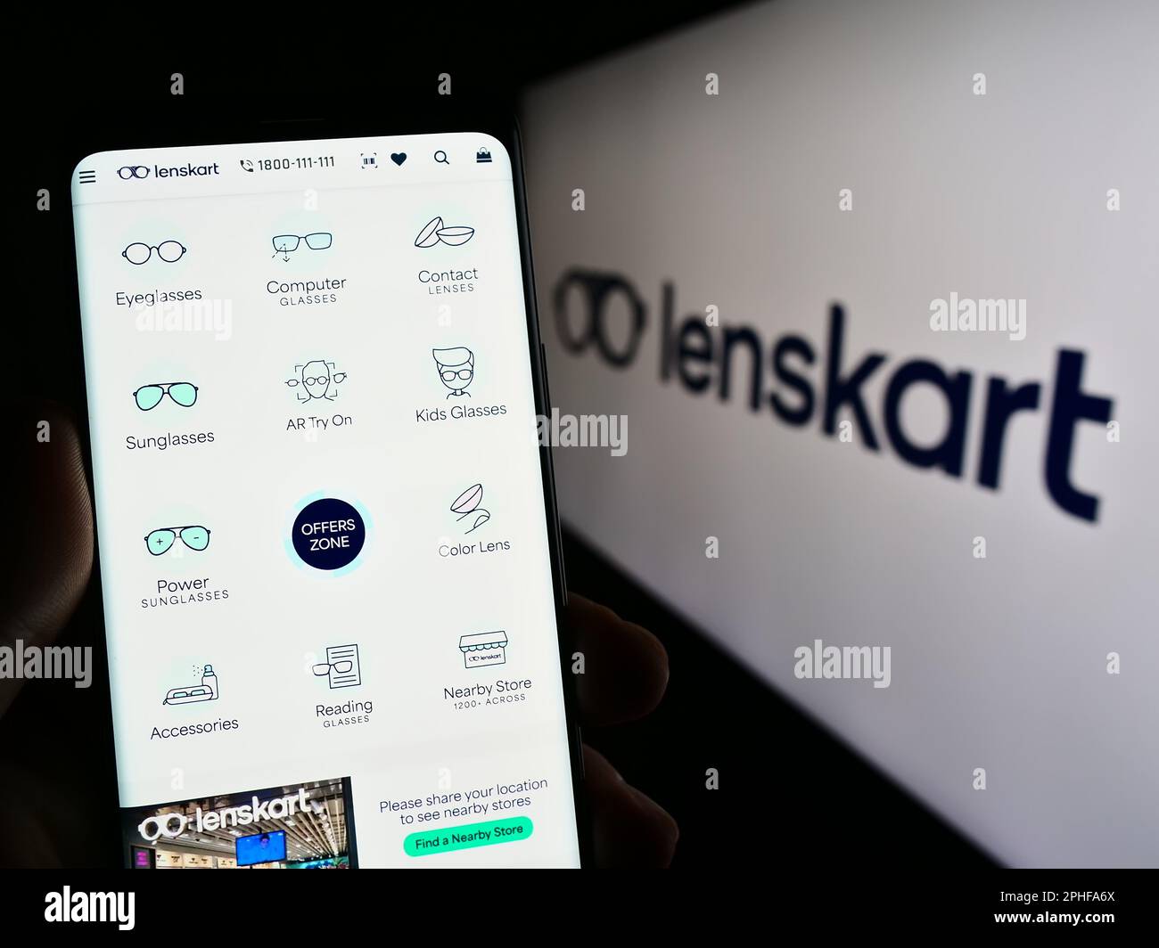 Lenskart logo hi-res stock photography and images - Alamy