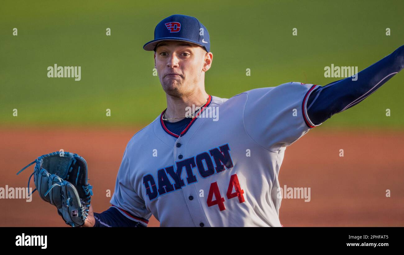 Dayton's Mark Manfredi delivers a pitch during an NCAA baseball game ...