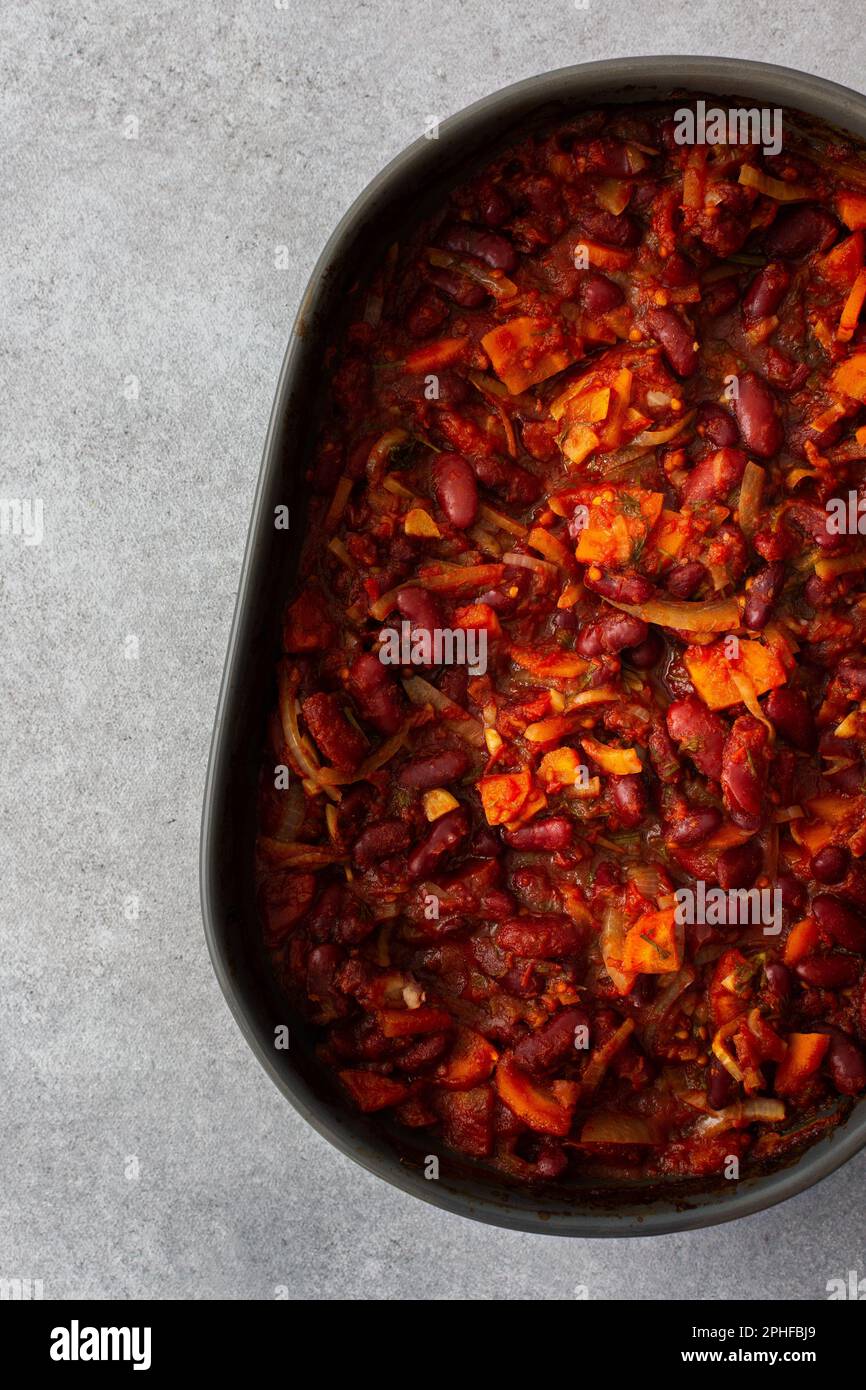 Healthy breakfasts and lunches, stewed red beans with carrots, onions ...