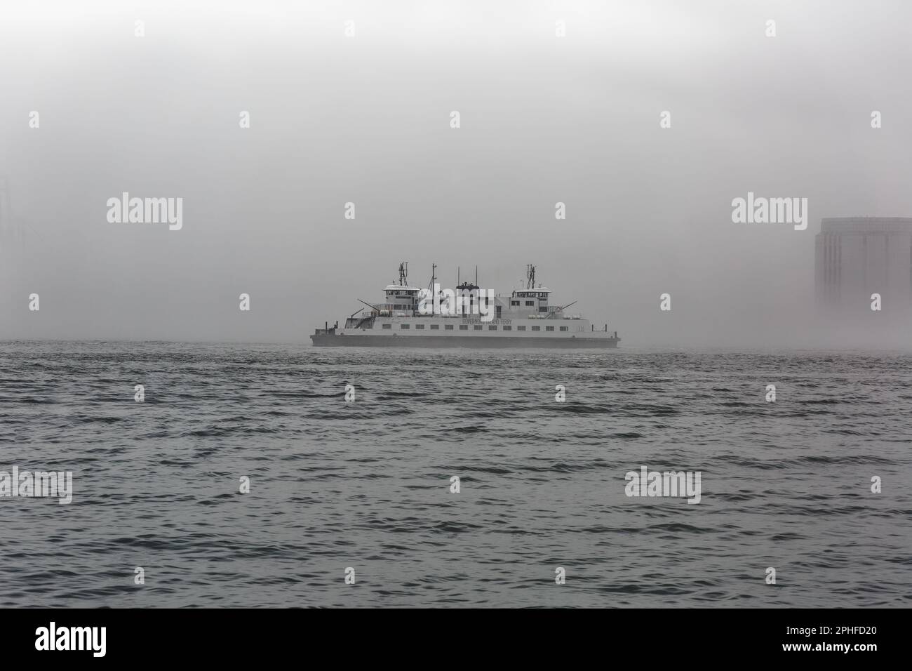Governors island ferry hi-res stock photography and images - Alamy