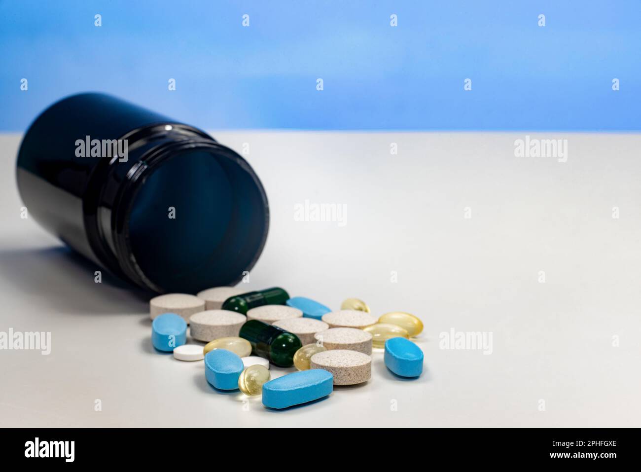 Vesselful hi-res stock photography and images - Alamy