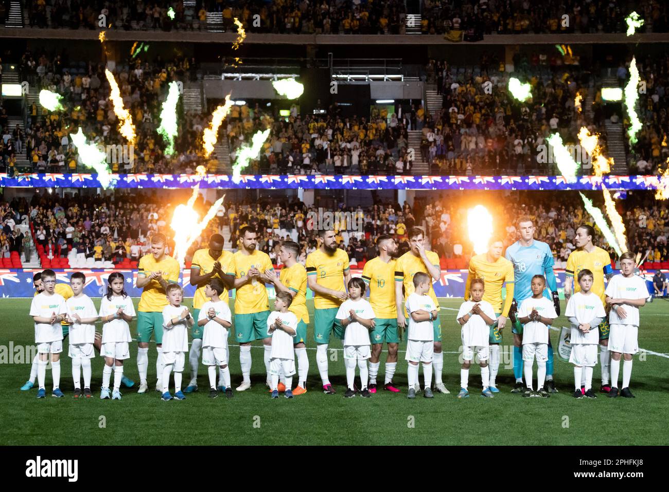 Australia socceroos team hi-res stock photography and images - Alamy