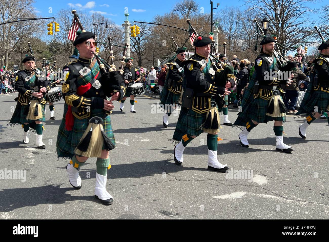 Saint Patrick's Irish Day Parade in the Park Slope neighborhood in ...