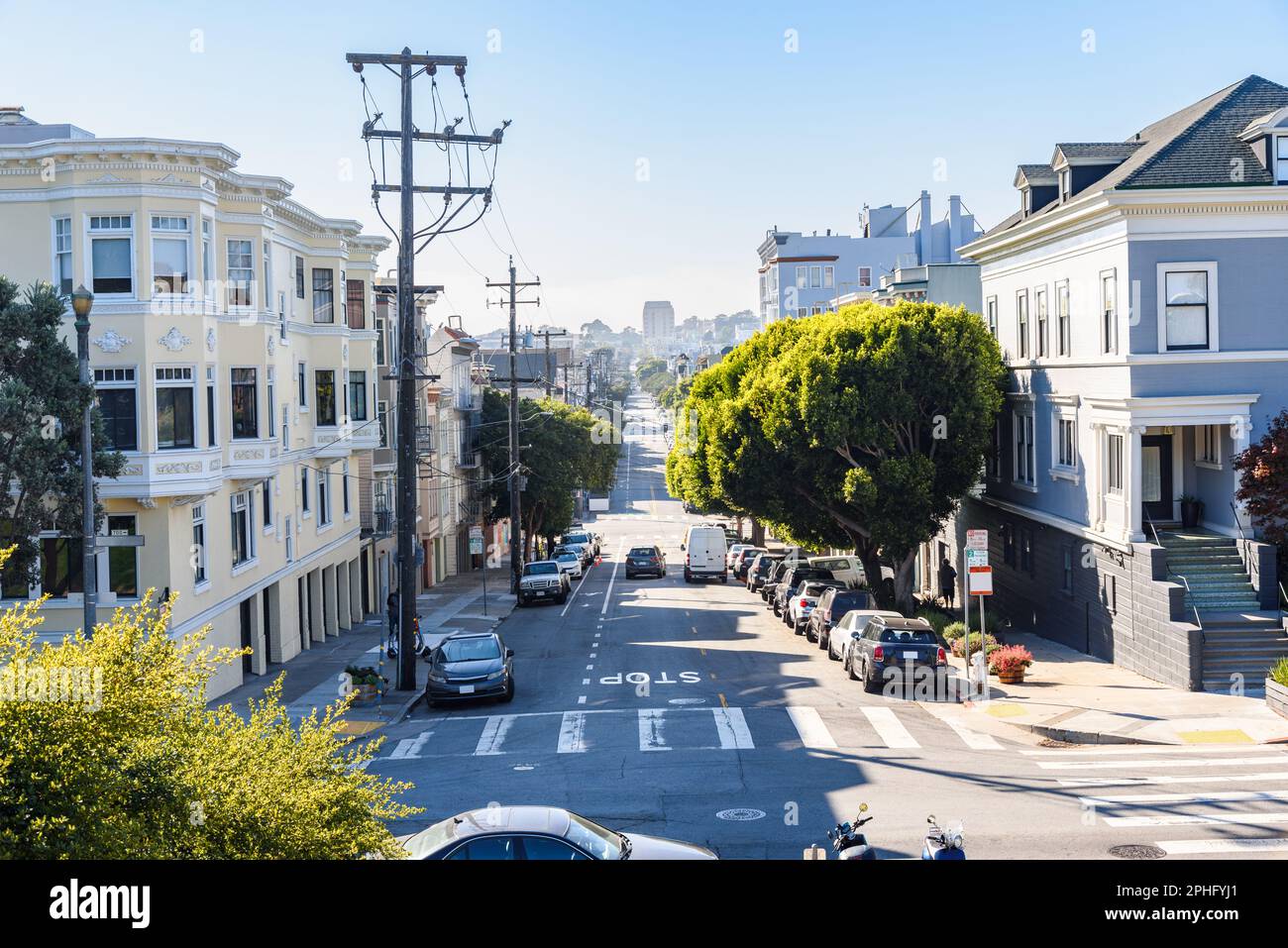 Residential building residential district hi-res stock photography and ...