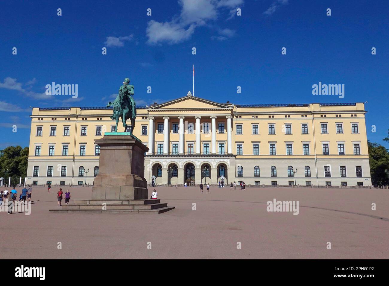 Norway, Oslo, The Royal Palace - Slottet - in Oslo was built in the ...