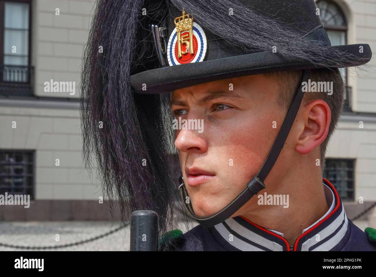 Norway, Oslo, Royal Guard on sentry duty at the Royal Palace Photo ...