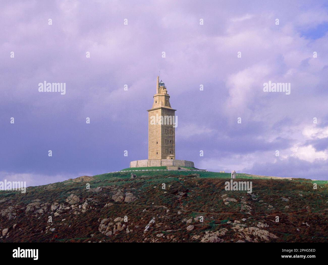 UNICO FARO ROMANO QUE QUEDA - TORRE DEL S II RECONSTRUIDA EN 1790 POR ...