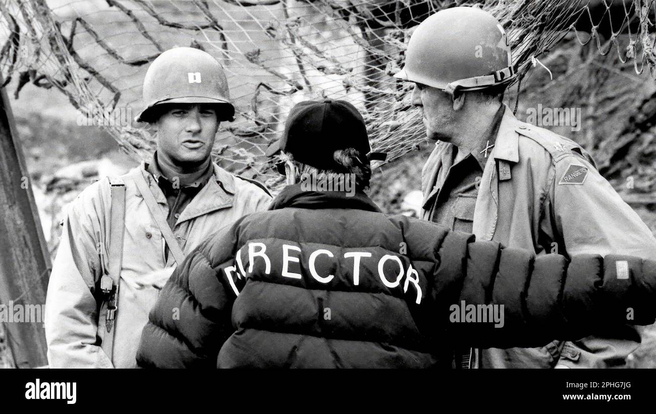 TOM HANKS and STEVEN SPIELBERG in SAVING PRIVATE RYAN (1998), directed ... TOM HANKS and STEVEN SPIELBERG in SAVING PRIVATE RYAN (1998), directed ...