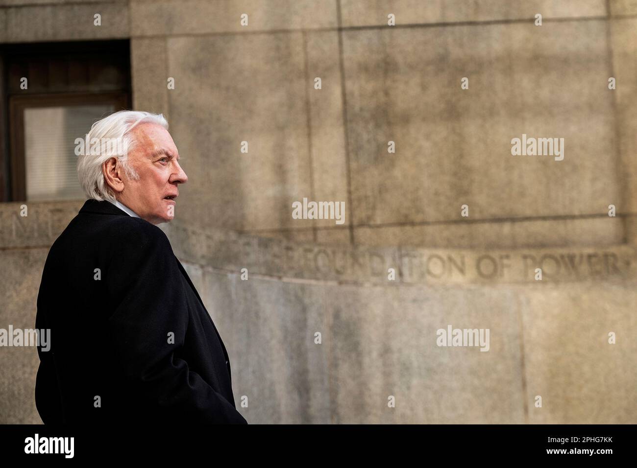 DONALD SUTHERLAND in THE UNDOING (2020), directed by DAVID E. KELLEY ...