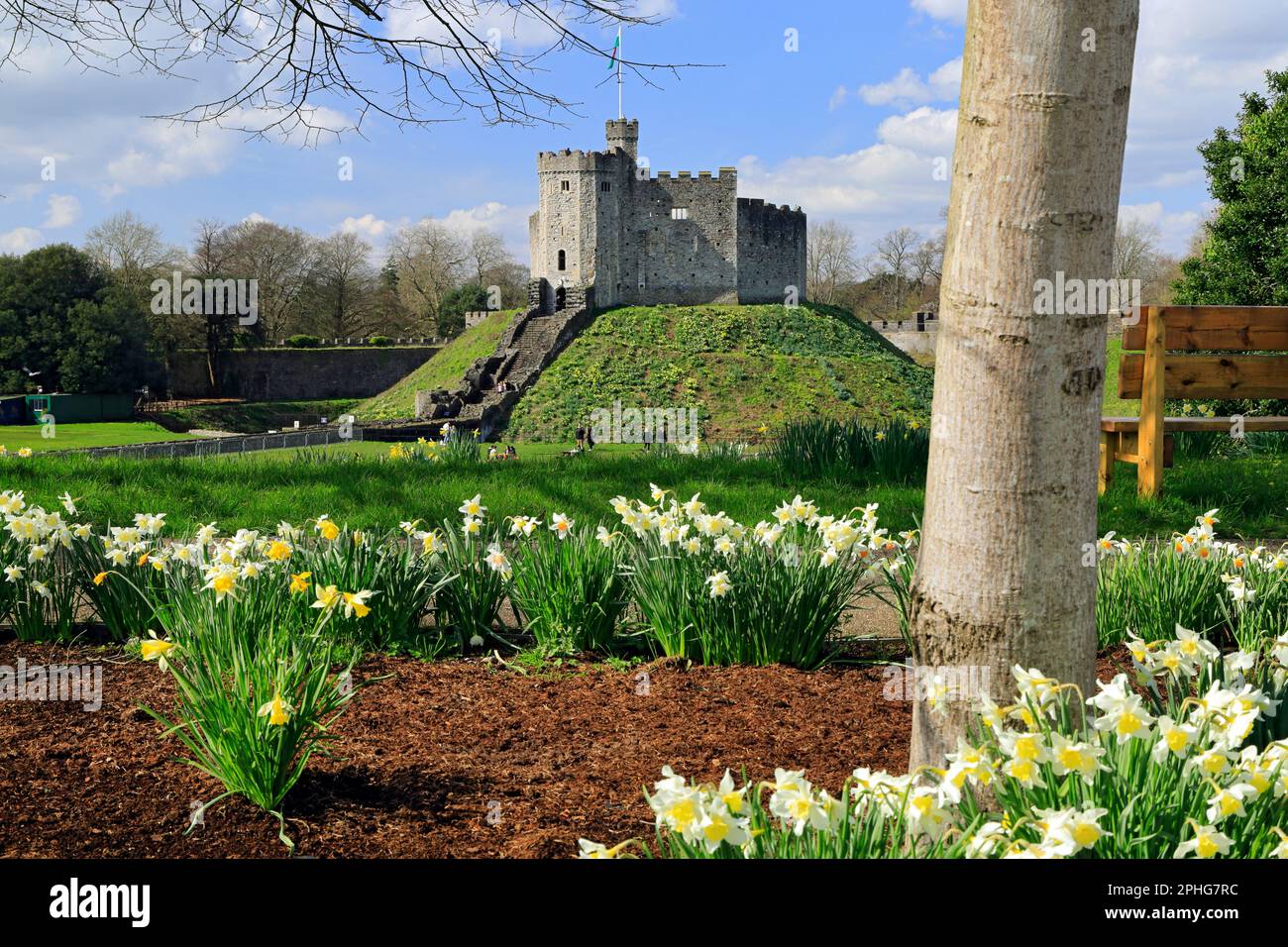 Spring castle hi-res stock photography and images - Alamy