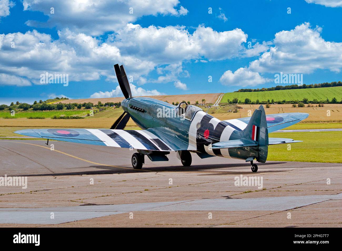 Aircraft Supermarine Spitfire Mk XiX Duxford UK Stock Photo - Alamy