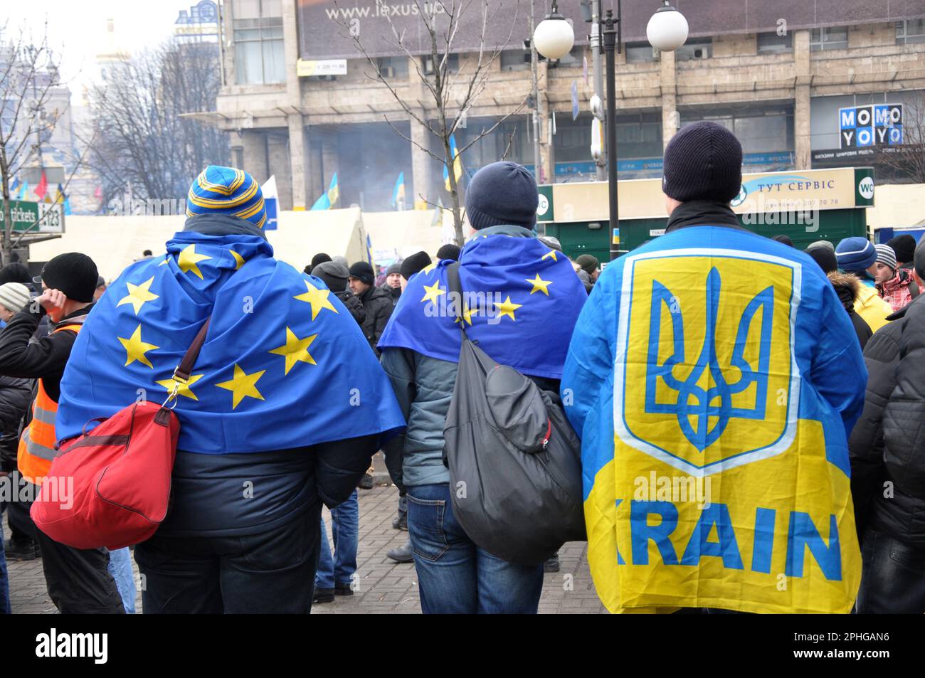Dispersal of euromaidan hi-res stock photography and images - Alamy