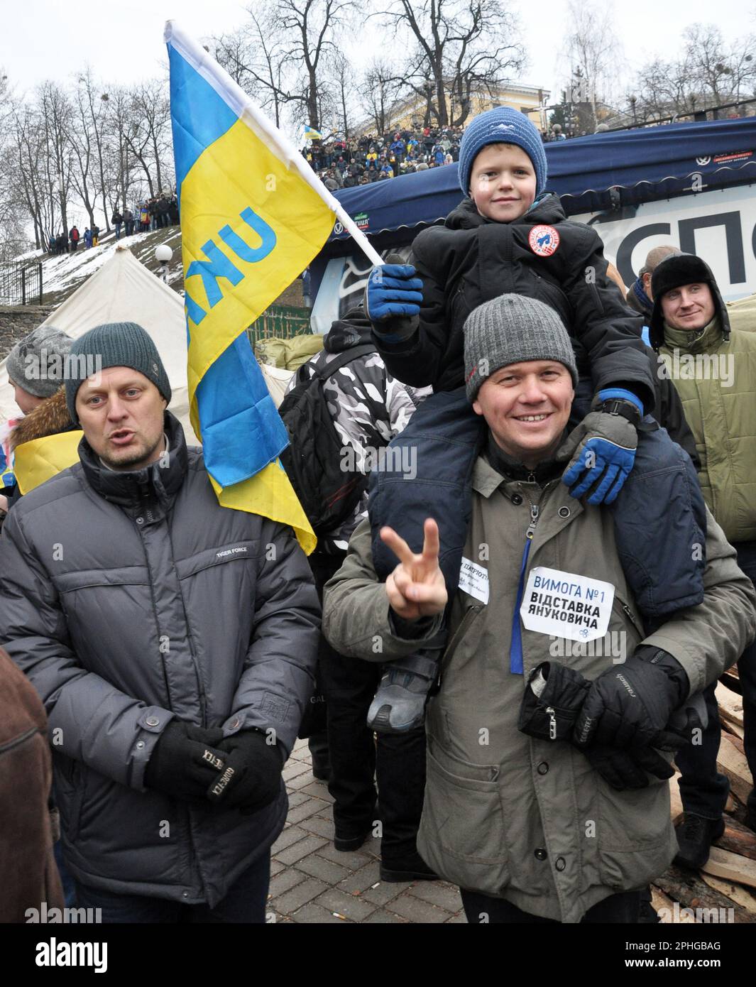 Dispersal of euromaidan hi-res stock photography and images - Alamy