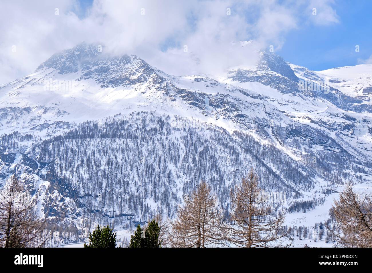Canton Graubunden, Switzerland : Landscape in Alp Grum train station ...