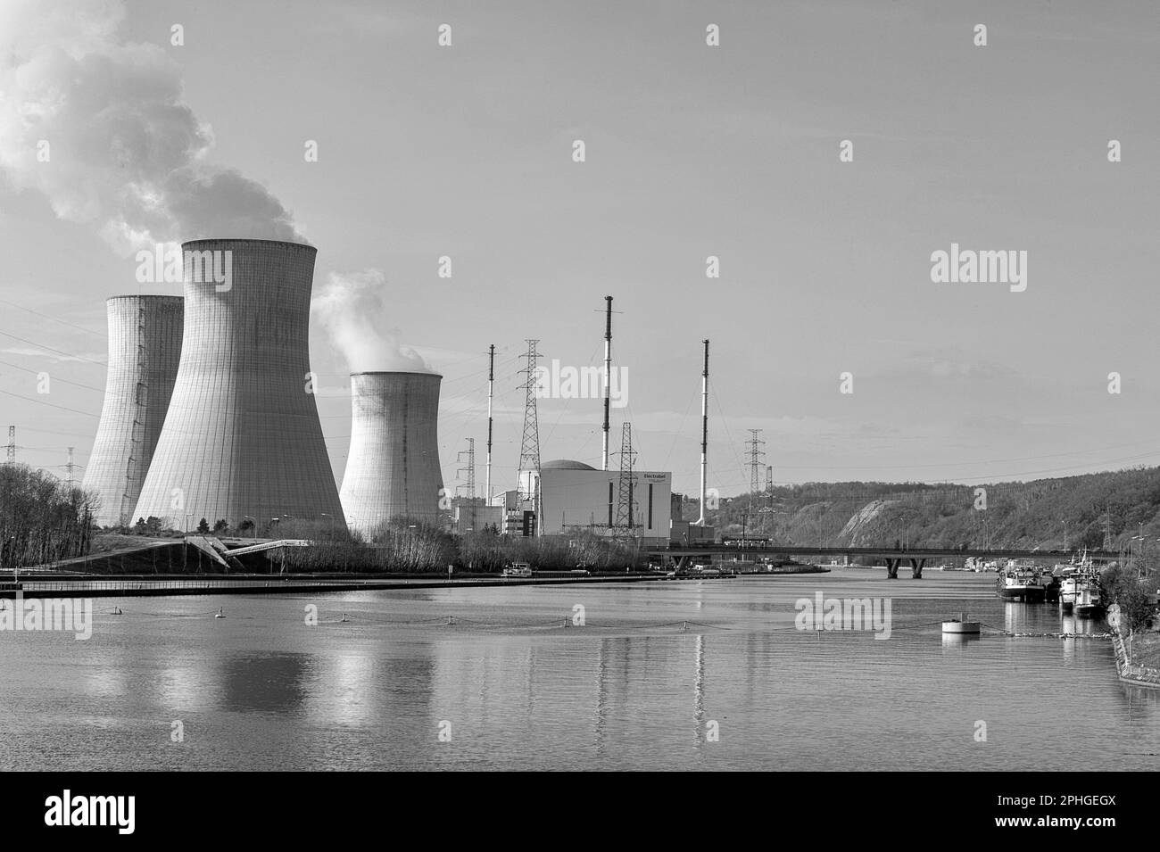 The nuclear central of Tihange is located along the river Meuse. The ...