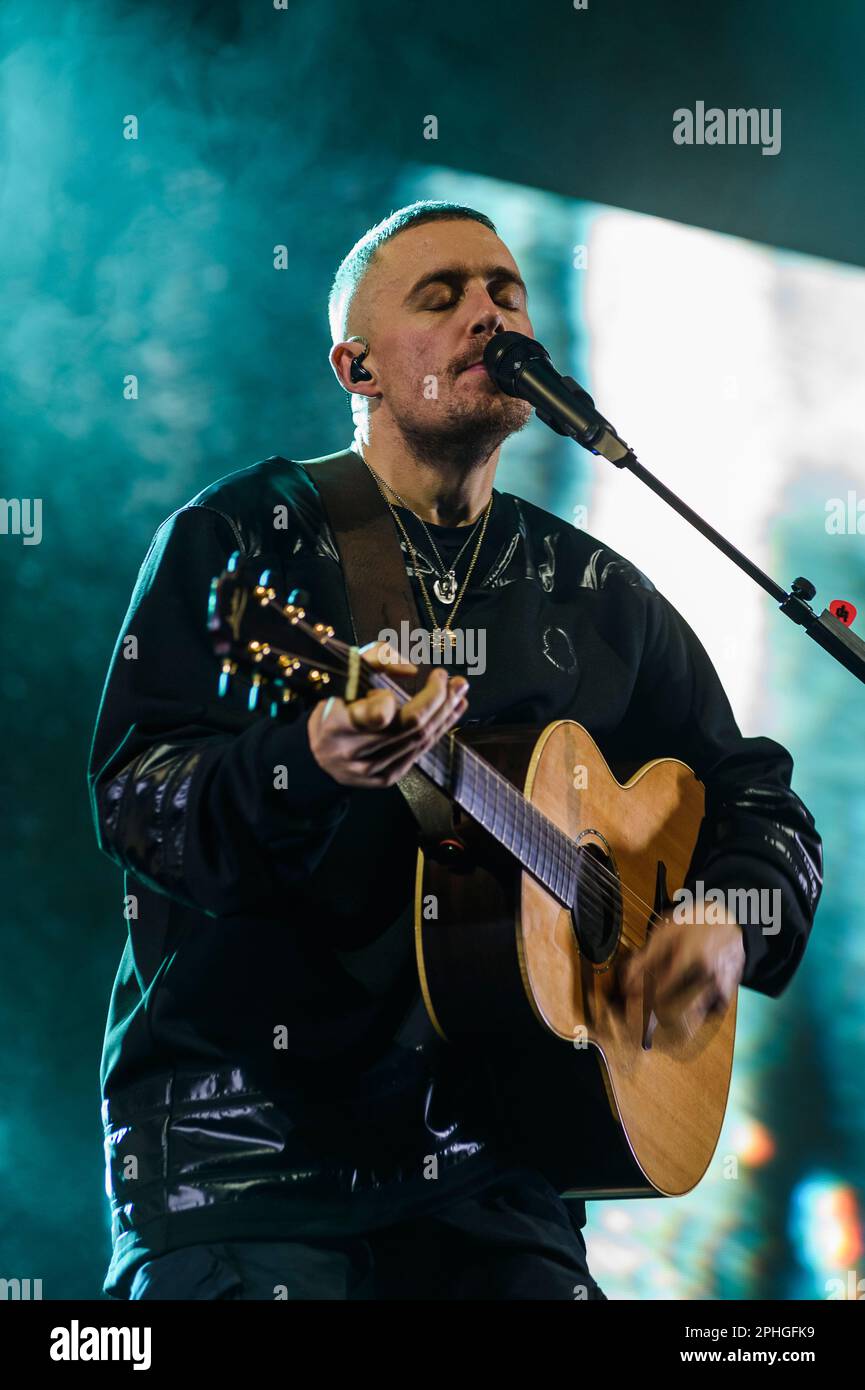 The irish singer songwriter Dermot Kennedy performs live in Brussels ...