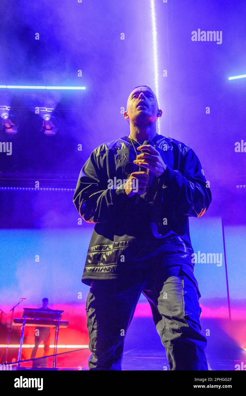 The irish singer songwriter Dermot Kennedy performs live in Brussels ...