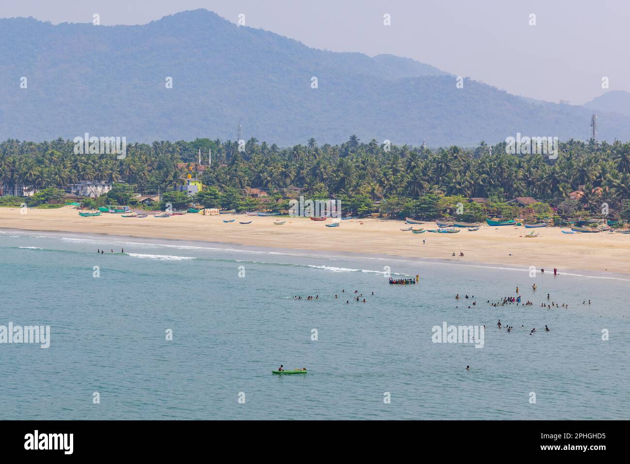 Murdeshwar beach india hi-res stock photography and images - Alamy