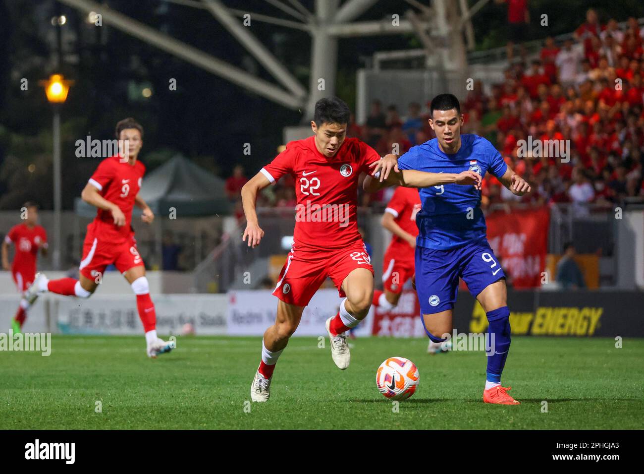 Sun Ming-Him (22) of Hong Kong and Lionel Tan Han- Wei (9) of Singapore ...