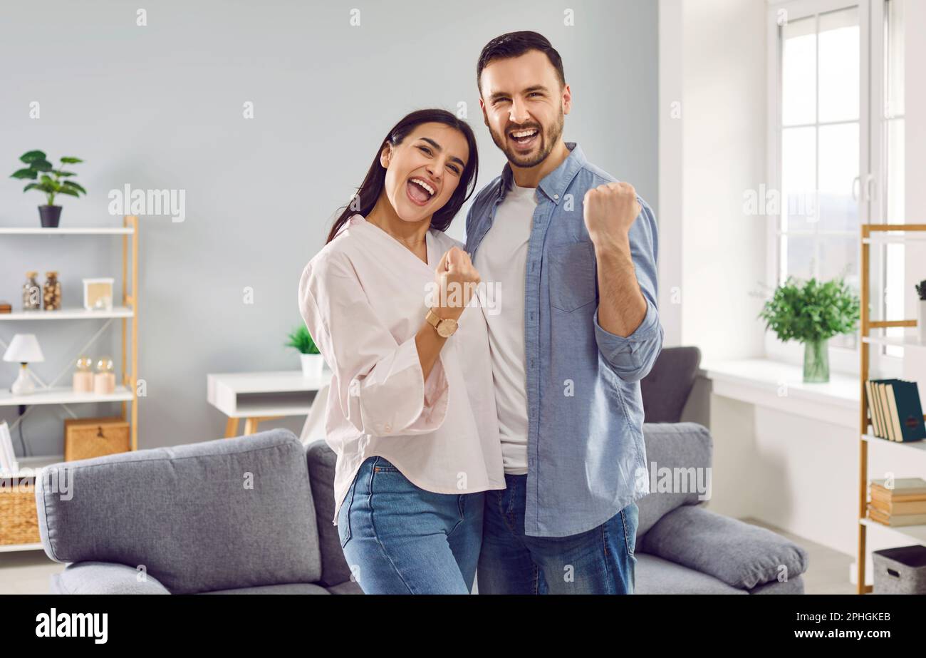 Winner couple hi-res stock photography and images - Alamy