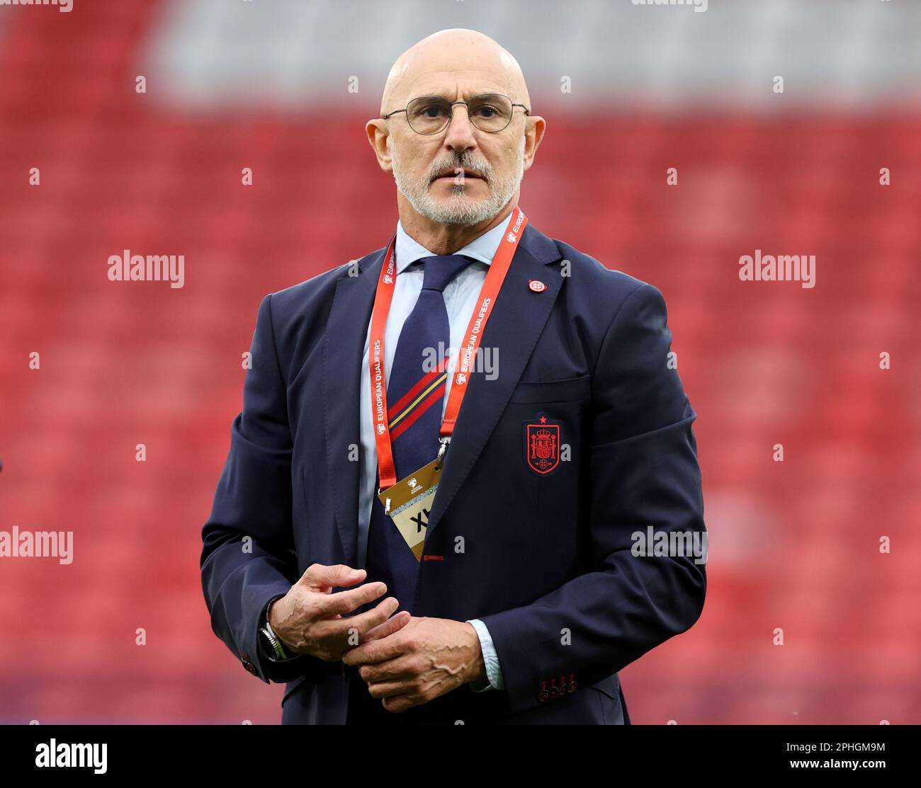 Spain manager Luis de la Fuente inspects the pitch ahead of the UEFA ...